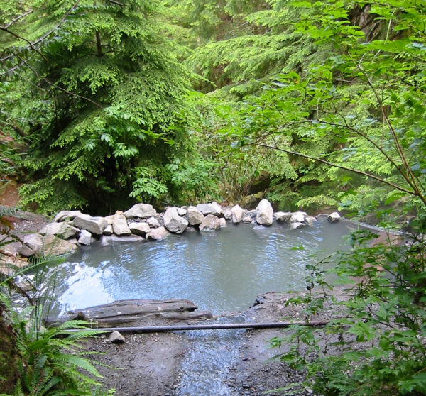 9 Cool Hot Springs in the PNW to Visit